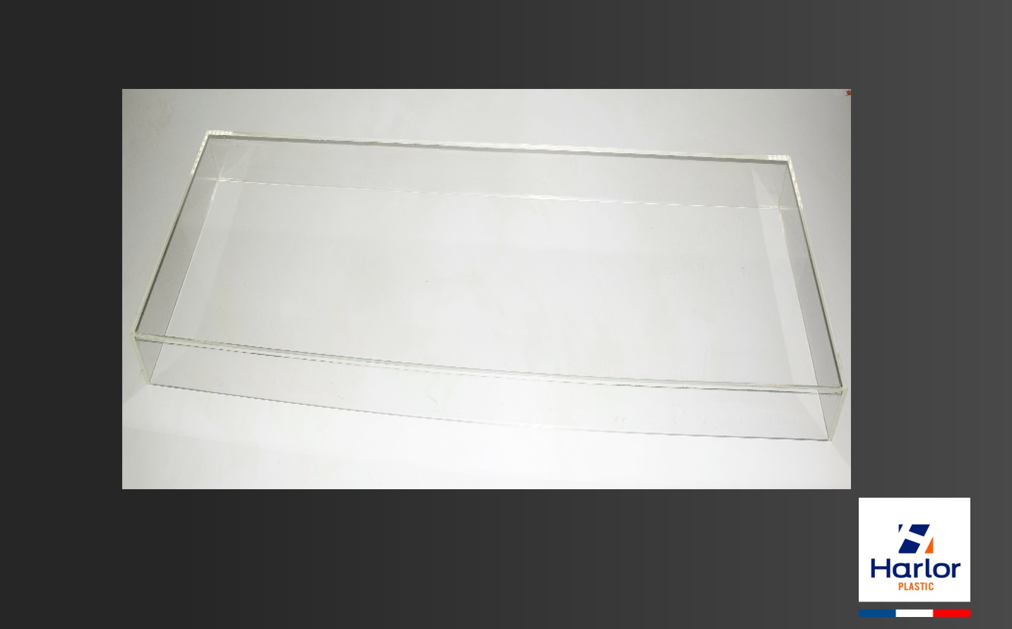 Cloche en Plexiglas pour exposition dans les musées - HARLOR PLASTIC